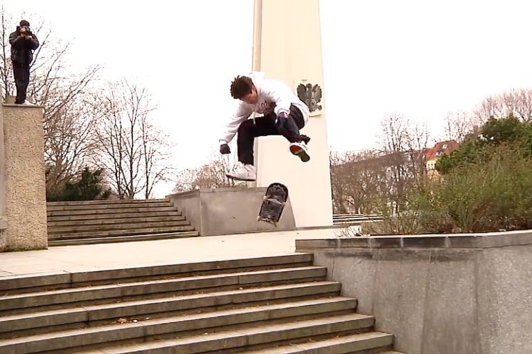 HYUN KUMMER – Pocket Skateboard Magazine